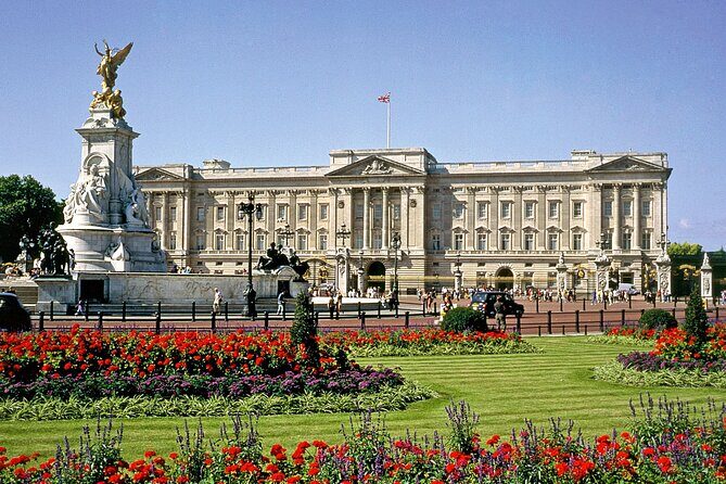 Royal London Guided Tour with Changing of the Guard - Analyzing the Price and Value
