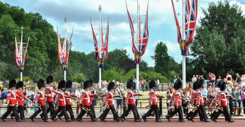 Royal London Walking Tour - Key Points