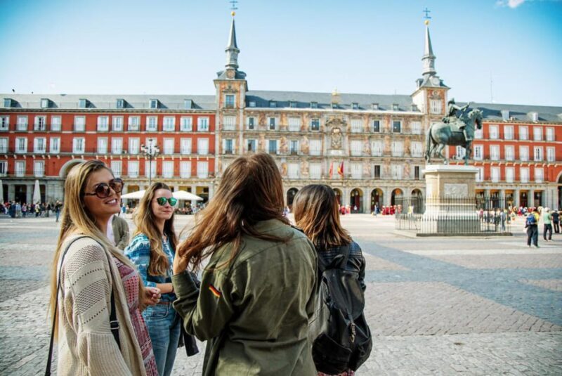 Royal Madrid Walking Tour: Palaces & Plazas - Analyzing the Value