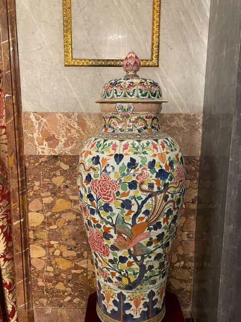 Royal Palace Guided Tour and royal collections gallery - Why This Tour Works for You