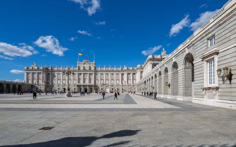 Royal Palace of Madrid: Private tour with entrance included - The Sum Up