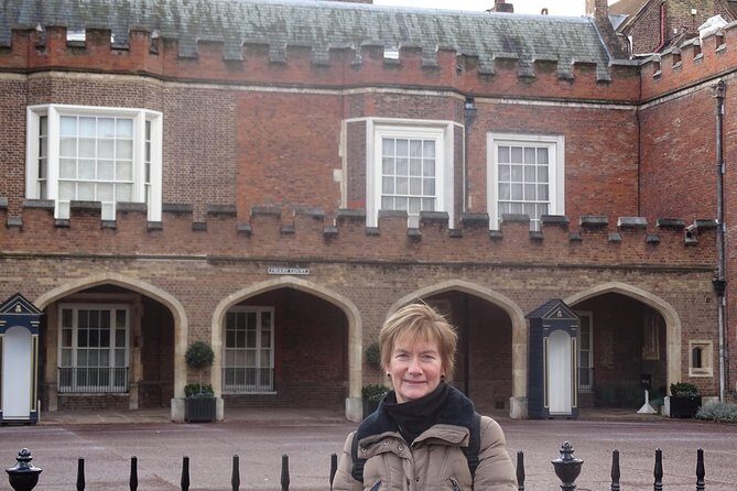 Royal Tour of St James', Parks, Palaces and Royal intrigue - FAQ