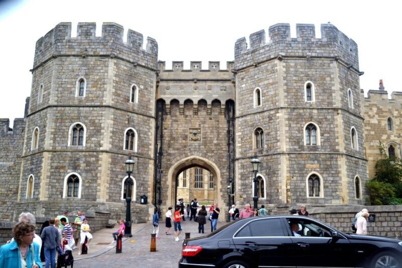 Royal Windsor Castle Tour Private including tickets - Analyzing the Value