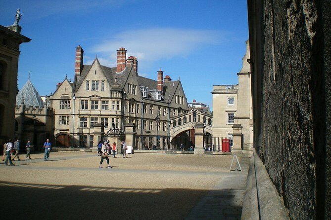 Royal Windsor, Oxford & Cotswold Private Tour - FAQ