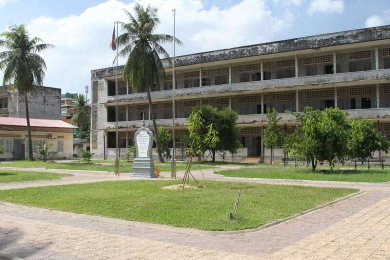 Royalpalace, Toul Sleng (S21), Museum & Killing Field - Logistics & Practicalities