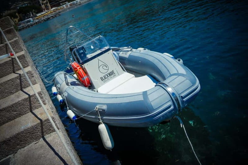 Rubber dinghy rental 500 - An enjoyable and straightforward way to explore Liguria’s coastline