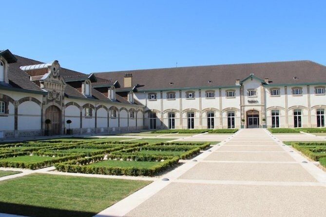 Ruinart champagne special tour - Getting to Know the Tour: An In-Depth Breakdown