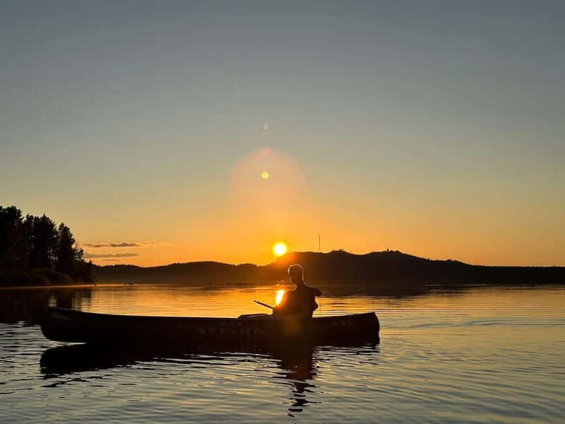 Ruka : Summer evening canoeing on the lake Rukajärvi - Authentic Experience and Practical Tips