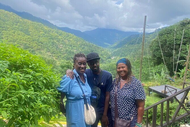 Runaway Bay Transportation Tour Experience - An In-Depth Review of the Runaway Bay Transportation Tour