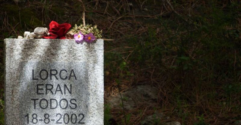 Ruta Federico G. Lorca sobre su muerte y la Guerra Civil - A Deep Dive into the Granada Lorca Tour Experience