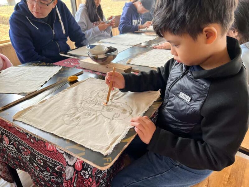 Sa Pa Beeswax Painting - Self-Guided & Hands-On - Introducing the Sa Pa Beeswax Painting Experience
