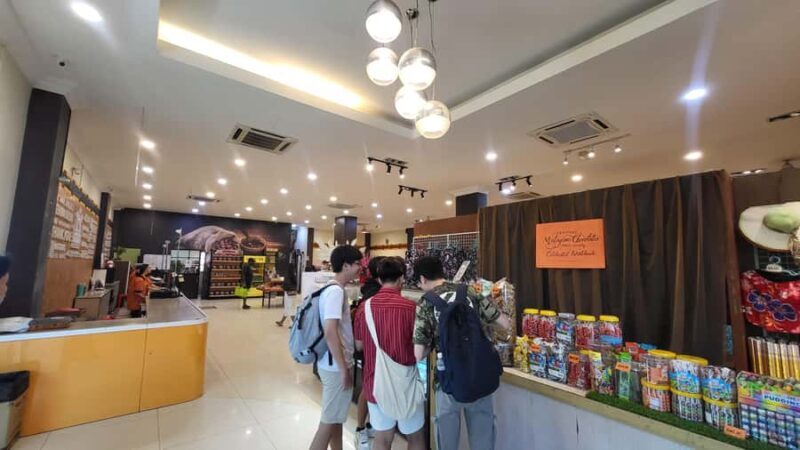 Sabah: Mari Mari Cultural Village + Weston Rivercruise - Key Points