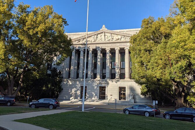Sacramento Capitol Park Scavenger Hunt Walking Tour - A Closer Look at the Sacramento Capitol Park Scavenger Hunt