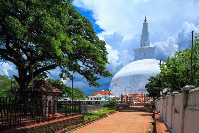 Sacred City of Anuradhapura from Sigiriya - Key Points