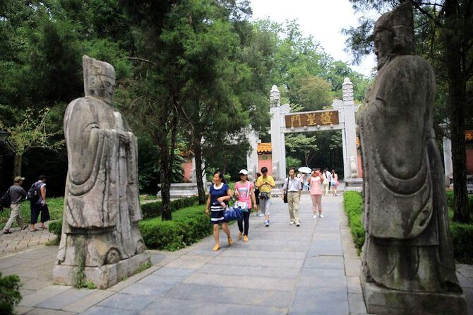 Sacred Way-Ming Tomb - Huanghuacheng Great wall Day Tour - FAQ