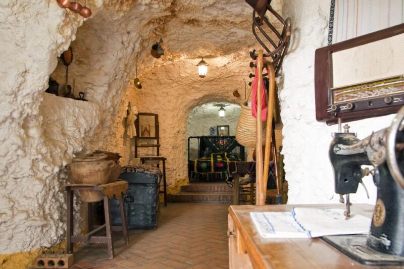 Sacromonte Caves Museum Admission Ticket - What the Sacromonte Caves Museum Offers