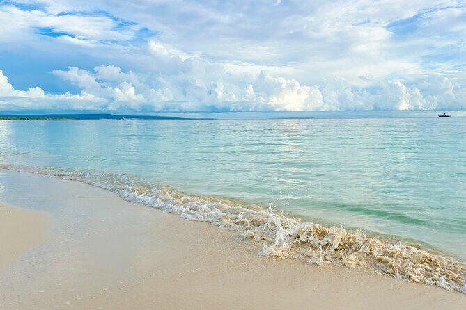 Safari Tour  Paradisiacal Excursion to Bahía de las Águilas - FAQ