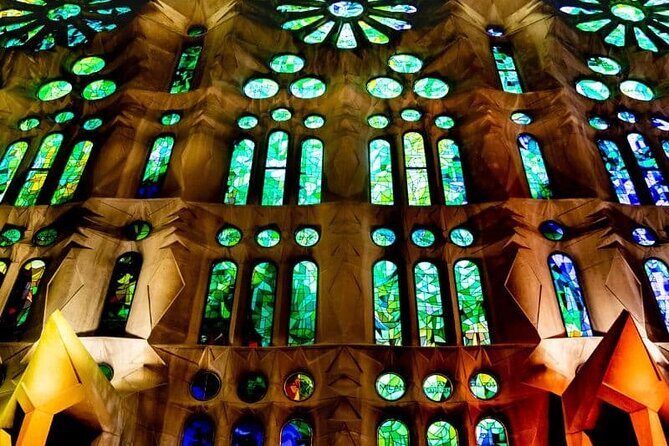 Sagrada Familia & Gothic Quarter Private Tour - What’s Included and Not Included