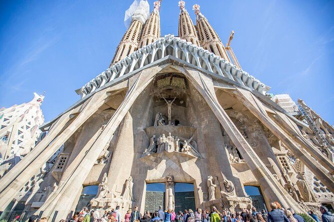 Sagrada Familia guided Tour with a German-Speaking Guide - What to Expect from the Tour