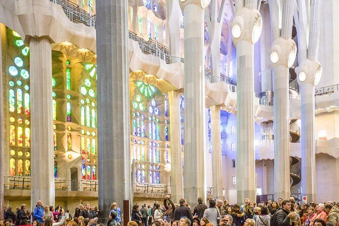 Sagrada Familia guided Tour with a German-Speaking Guide - Authentic Traveler Insights from Reviews