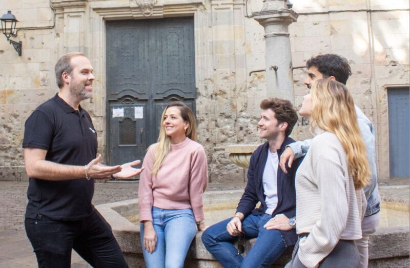 Sagrada Familia with Official Guide & Fast-Track Entry - FAQ