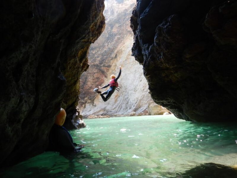 Sagres: Coasteering - Swimming, Cliff Jump & Rock Climbing - An In-Depth Look at the Coasteering Experience