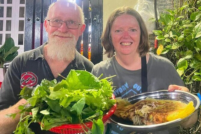 Sai gon sight-seeing & food by night like a local - Key Points