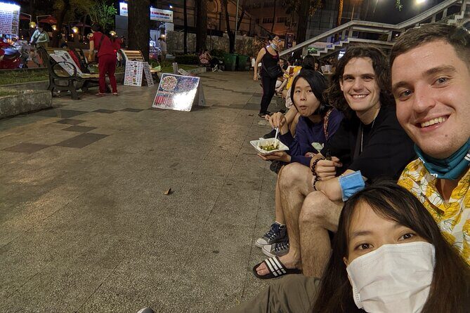 SAIGON BIKE TOUR -Food & Sightseeing with locals on the Bike - The Experience: What to Expect on the Saigon Bike Tour