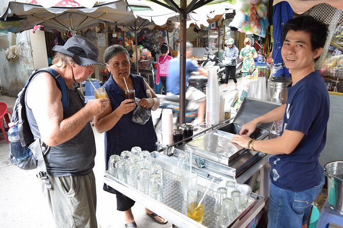 Saigon City One Day Discover By Cyclo Ride Private Tour With Guide - Why a Cyclo Tour Is a Fantastic Way to Explore Saigon