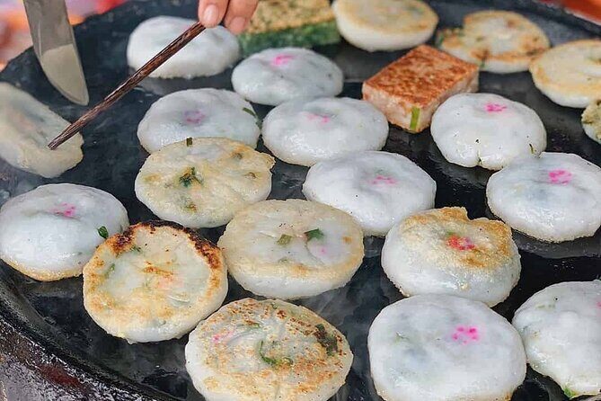 Saigon City One Day Discover By Cyclo Ride Private Tour With Guide - The Itinerary: A Closer Look at What You’ll See and Do