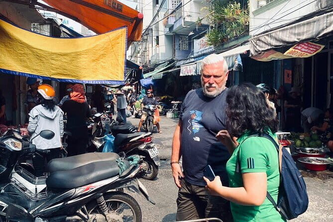 Saigon Local Sightseeing Free Walking Tour - Authenticity and personality of the guide