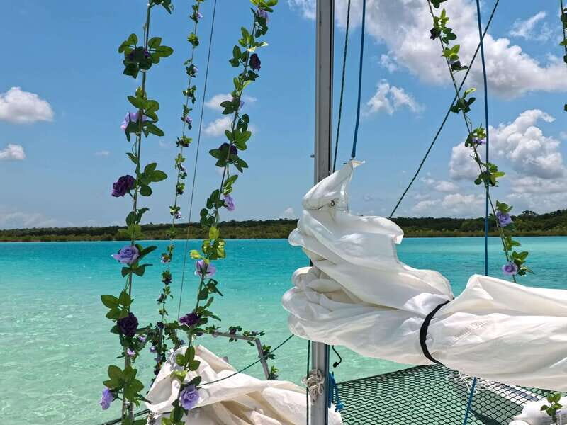 Sail for 4 hours in the most SECRET spot in Bacalar. INCLUDES Beach Club. - What the Reviews Say