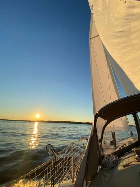 Sail & See -Private sailing Tour with Swimming & Sightseeing - How Does It Compare to Other Stockholm Water Tours?