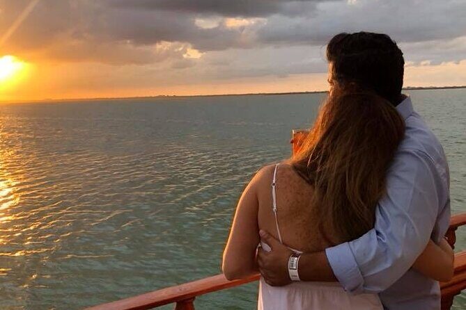 Sail Under Light of the Moon & Enjoy a Romantic Dinner in Spanish Galleon - FAQ