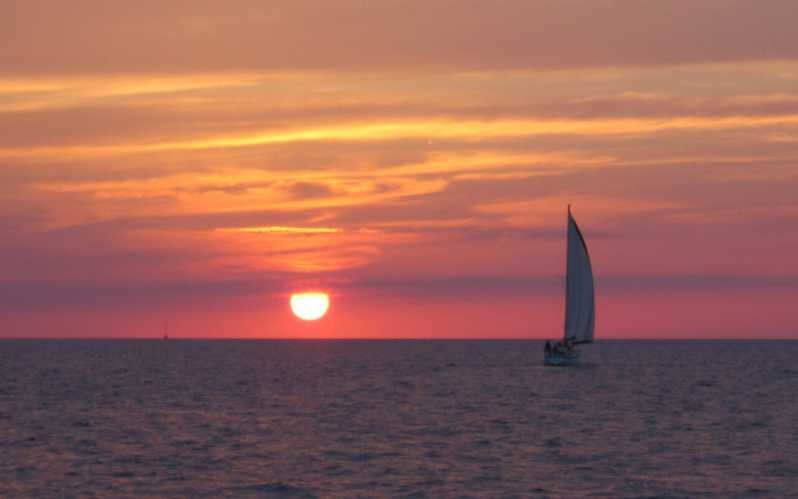 Sailboat Sunset Trip in Menorca - Overview of the Menorca Sunset Sailboat Trip