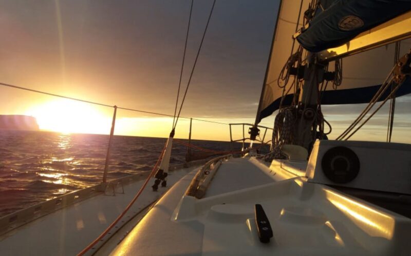 Sailboat Sunset Trip in Menorca - Considerations Before Booking