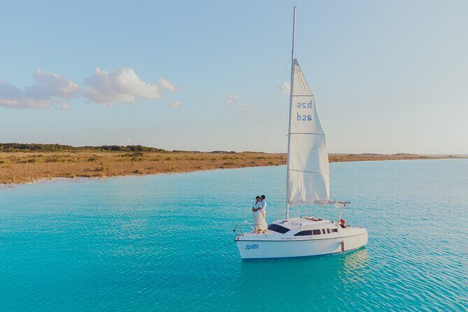 Sailboat tour across the seven colors lagoon in Bacalar - Who Should Book This Tour?