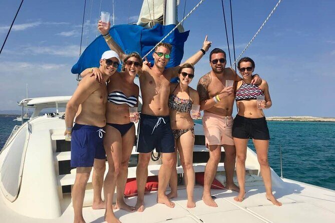 Sailing Catamaran Party to Isla Mujeres from Cancun - Authenticity and Value