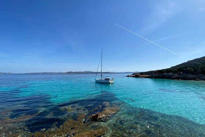 Sailing Cruise in Maddalena Archipelago from Maddalena - Food and Drinks: More Than Just a Snack