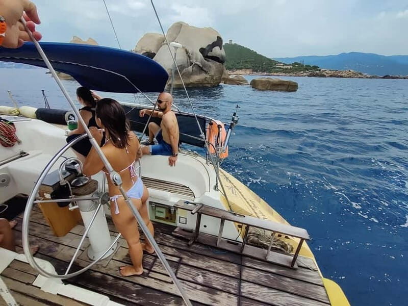Sailing experience with my boat in Ajaccio'bay ! - Key Points