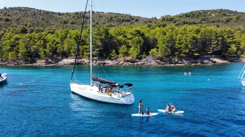 Sailing Island hopping with drinks - A Closer Look at the Experience