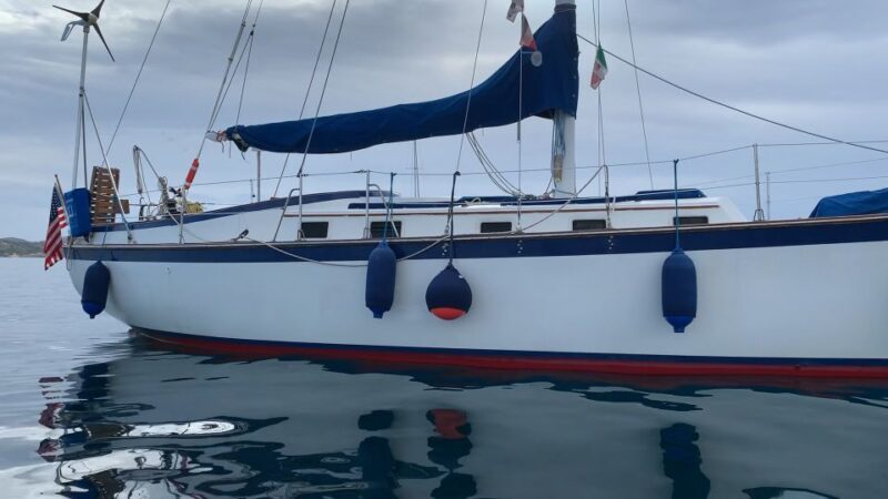 Sailing Maddalena Archipelago with a USCG licensed captain - How the Tour Works: Step-By-Step