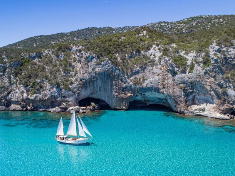 Sailing ship in exclusive, tour around the Gulf of Orosei - Frequently Asked Questions