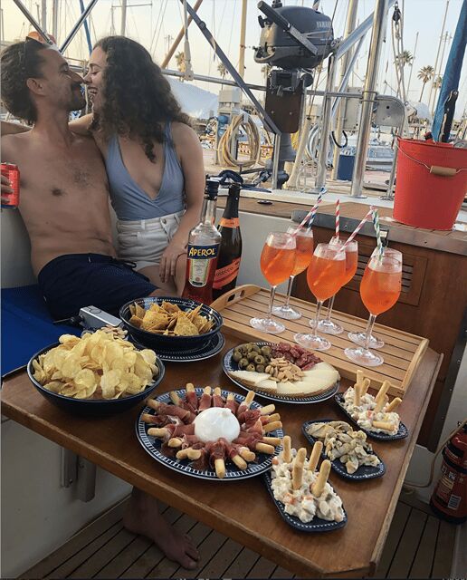 sailing sunset with special aperitif - Key Points