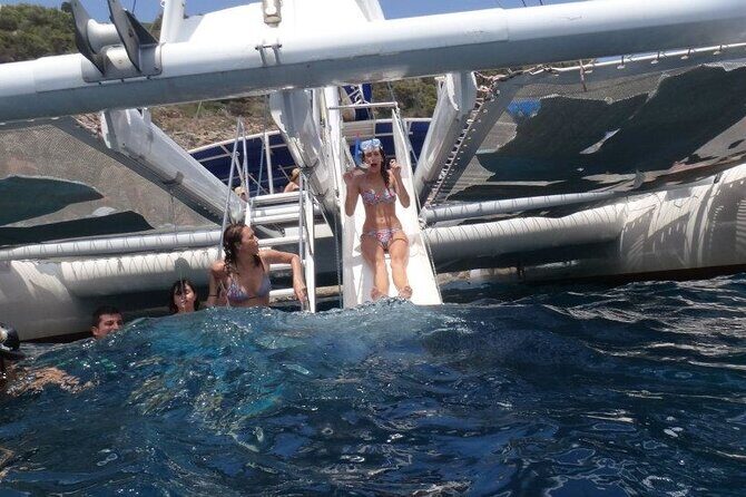 Sailing trip and swim in the bay of Dénia on a catamaran - A Detailed Look at the Experience