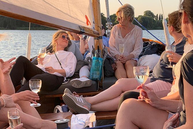 Sailing trip on the Hamburg Outer Alster - Whats Included and What to Expect