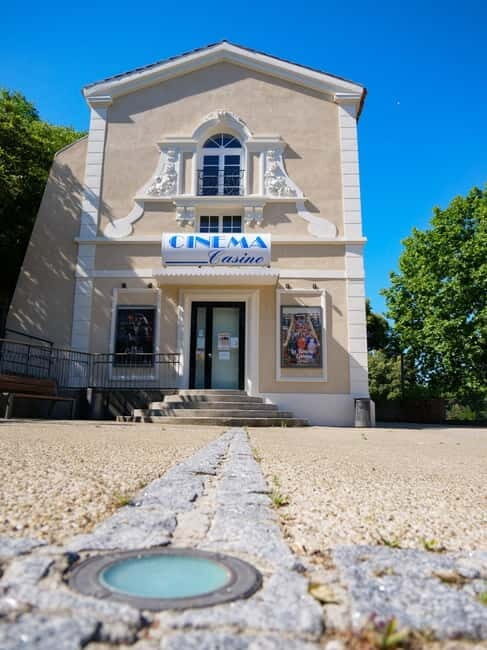 Saint-Cyr-sur-mer: Guided tour and tasting of local specialities - Key Points