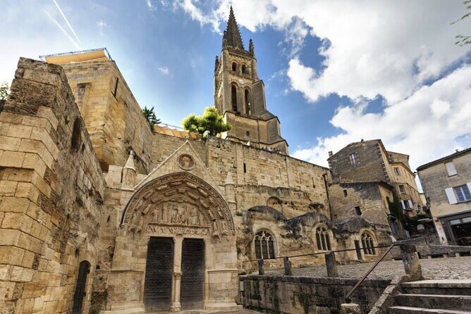 Saint-Émilion : Private Walking Tour & Magnificent Views - Introducing the Saint-Émilion Private Walking Tour & Views