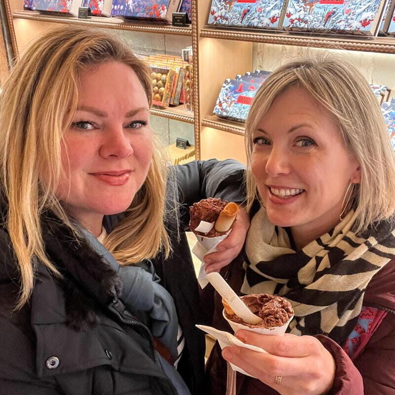 Saint-Germain: Gourmet Chocolate & Pastry Walking Food Tour - Key Points