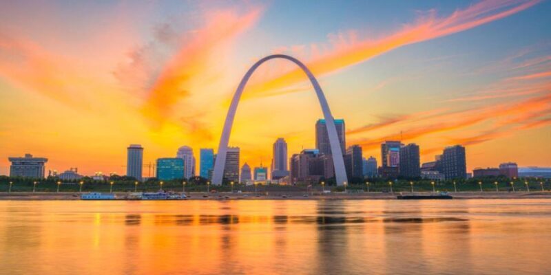 Saint Louis: Private Romantic Tour in The City of Love - Exploring the Heart of Saint Louis: An In-Depth Look